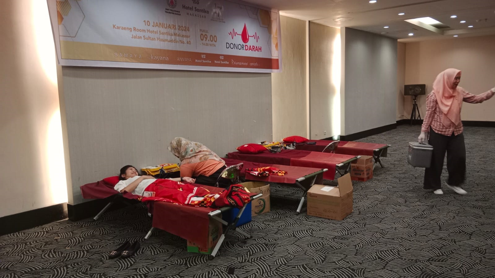 Peringati HUT ke-17, Santika Makassar Hotel Gelar Donor Darah dan Bakti ... Peringati HUT ke-17, Santika Makassar Hotel Gelar Donor Darah dan Bakti ...